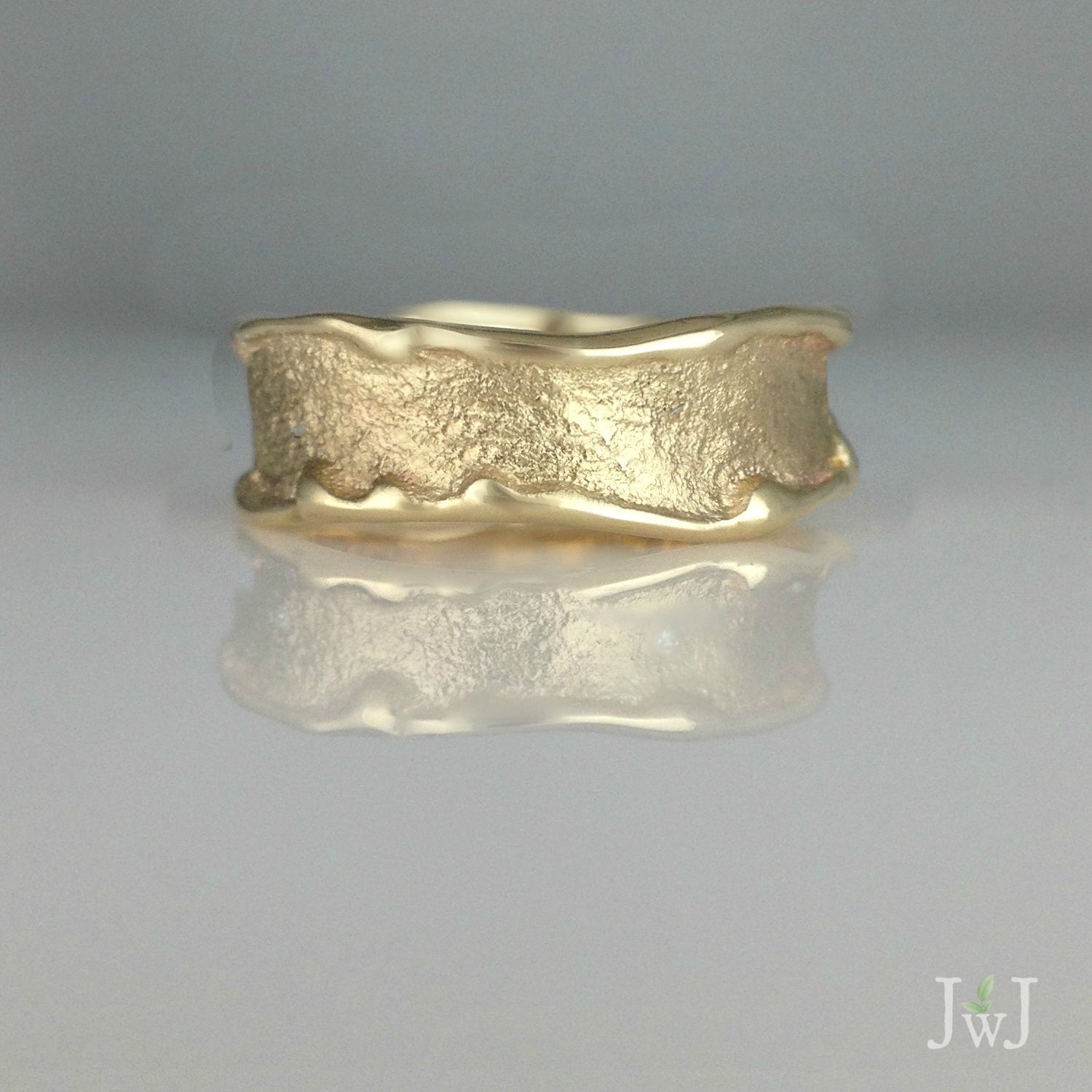 Wave Wedding Band - Wide – Jeanette Walker Jewellery